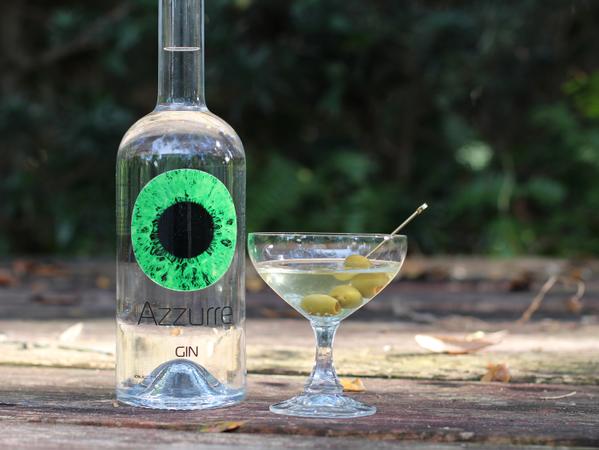 Azzurre Spirits Debuts New Premium Gin - BevNET.com